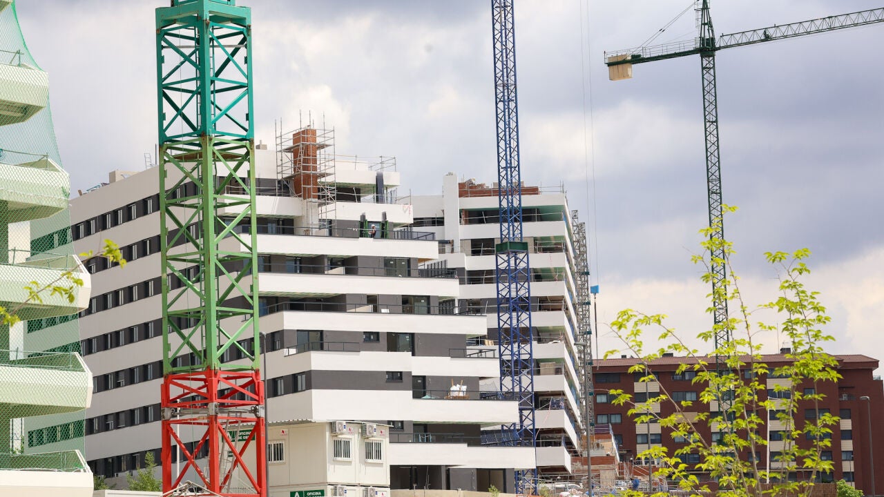 Las hipotecas sobre viviendas se disparan un 54,4% en mayo y el interés ...