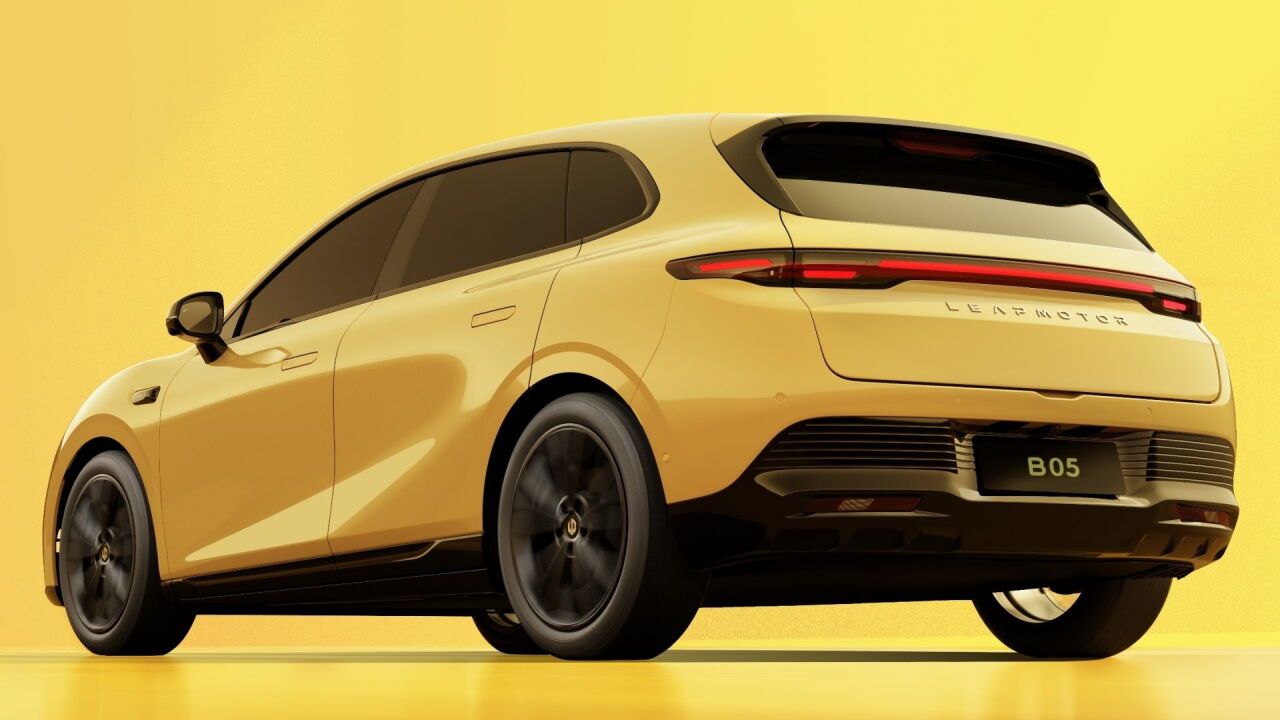 Uncensored soeun a bit difficult to connect with her as she