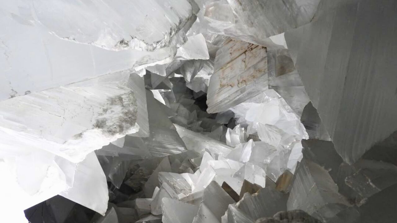 La Geoda de Pulpí: Una roca de cristal única en el mundo que está en ...