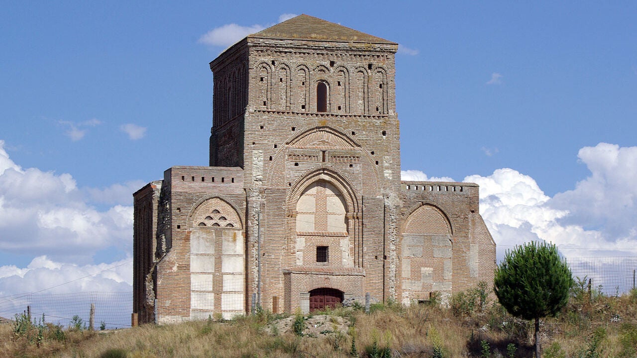 Ermita de La Lugareja de Arévalo: su curiosa historia y por qué merece ...