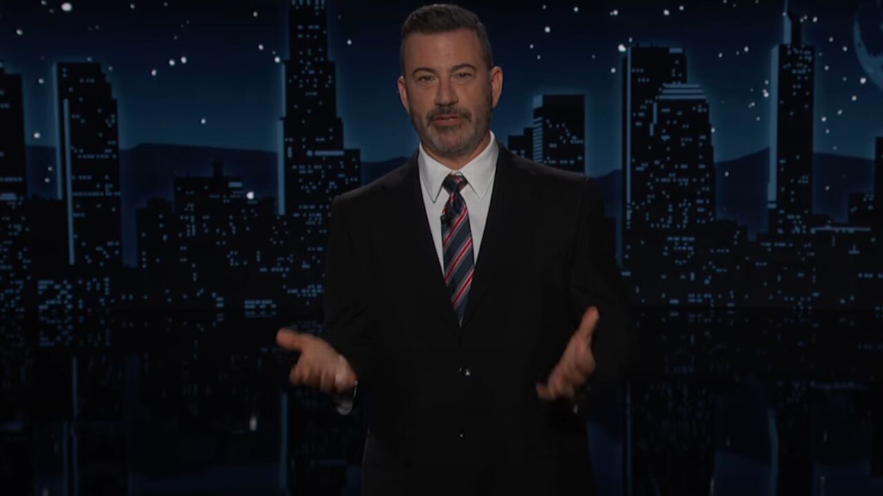 Jimmy Kimmel vuelve con un emotivo discurso y ataques a Trump: "Nunca ...