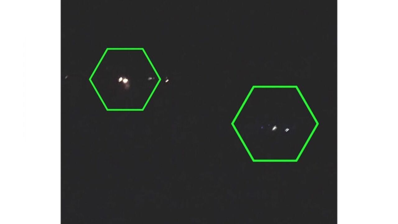 laSexta accede a las imágenes en las que se aprecian luces blancas y ...